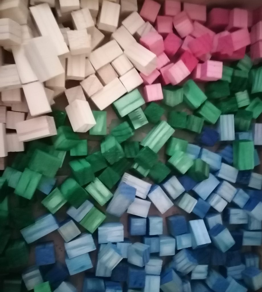 Chew blocks – Chinchilla Heaven